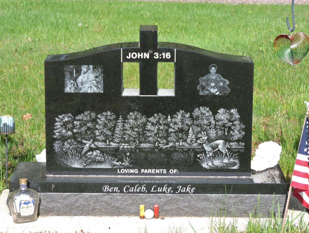 Custom Memorials - Patten's Michigan Monument Company
