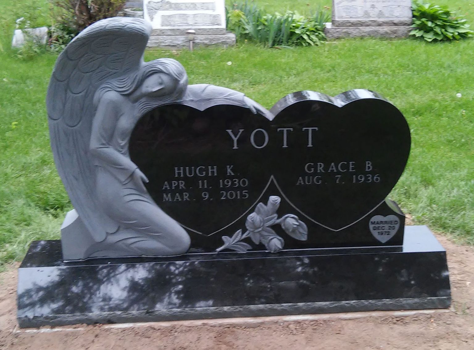 Custom Memorials - Patten's Michigan Monument Company