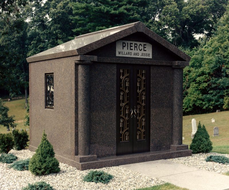 Custom Memorials - Patten's Michigan Monument Company